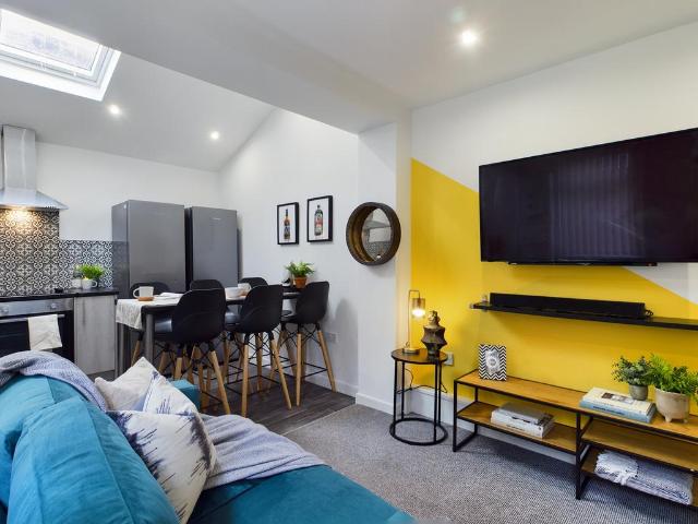 Empress Road, Liverpool L7 6 bed house to rent £3,615 pcm £834 pw