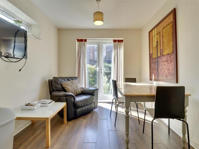 Empshott Road, Southsea
