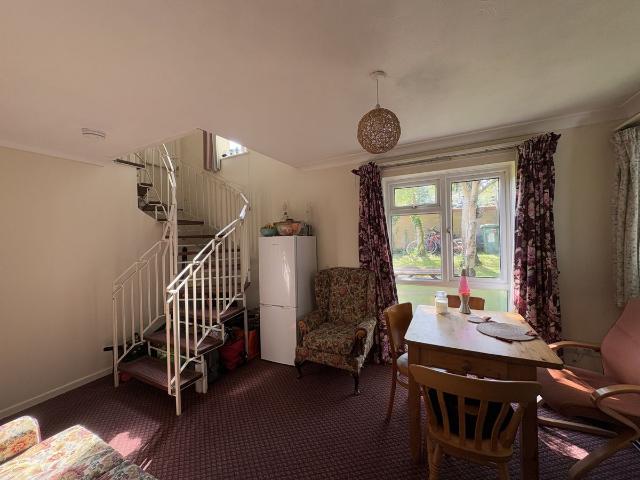 En Suite On Huntington Rd CB3, Room to rent, £780 pcm | PrimeLocation