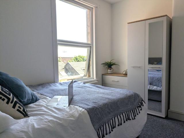 En suite Room on Gloucester Road