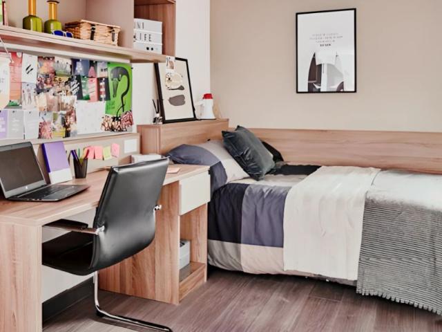 En suite Room Floors 1 2