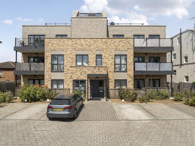 Enmore Road, London SE25, 2 bed flat to rent, £1,950 pcm | PrimeLocation