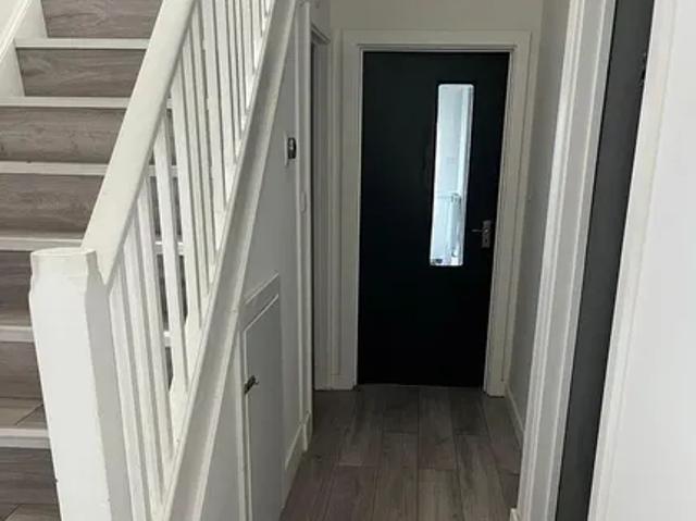 Ennerdale Drive, London, NW9 0DX, United Kingdom | Room for rent #140398858 | Rentberry