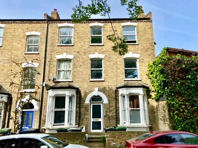 Ennis Road, London, Greater London, N4 6 bed end of terrace house to rent £5,800 pcm £1,338 pw