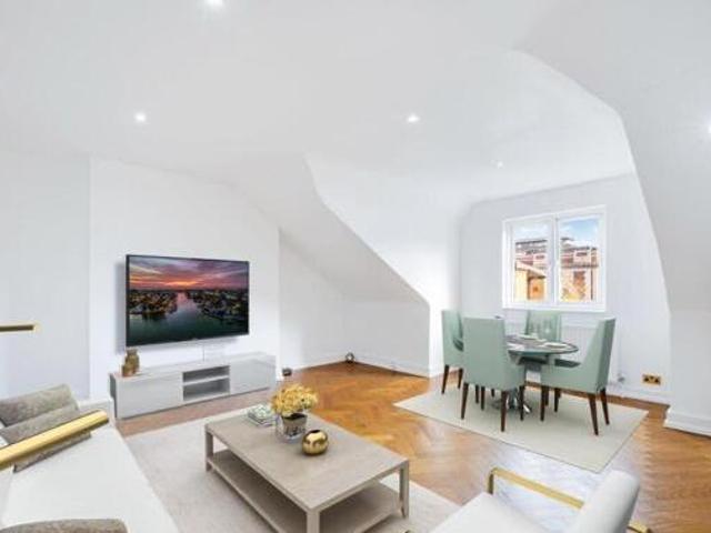 Ennismore Avenue, Chiswick, 2 Bedroom Flat