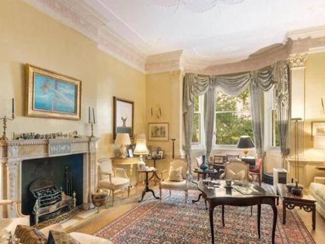 Ennismore Gardens, London, 1 Bedroom Apartment