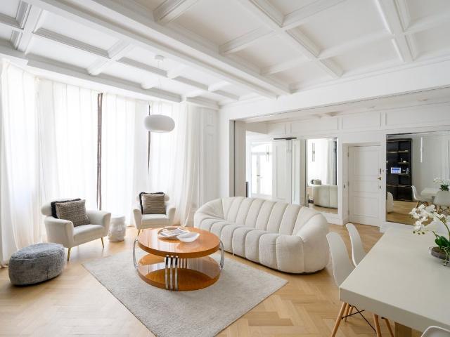 Ennismore Gardens, Knightsbridge, London SW7, 2 bed flat to rent, £13,000 pcm | PrimeLocation