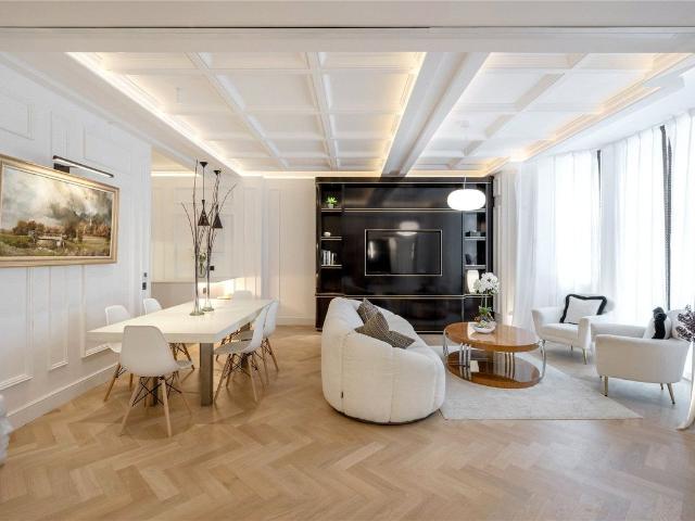 Ennismore Gardens, London SW7, 2 bed flat to rent, £9,500 pcm | PrimeLocation