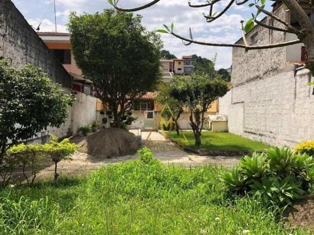 Encantadora casa à venda com 100 m² A/C e 500M² de terreno por R$ 800.000 Vila Irmãos Arnoni São