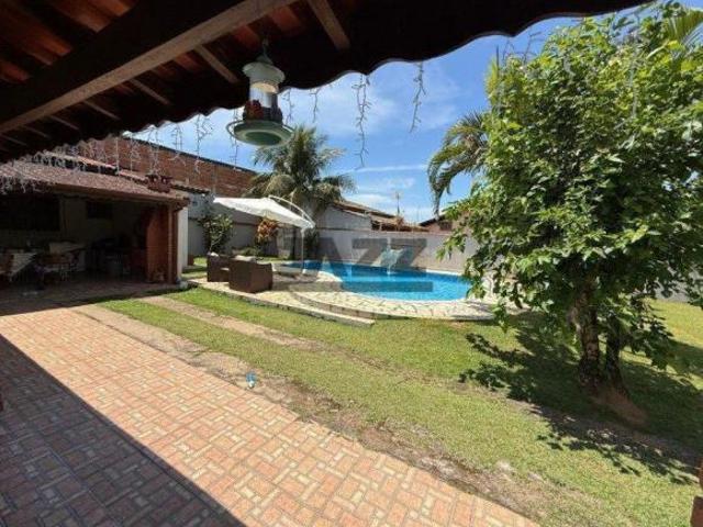 Encantadora Casa à Venda no Jardim do Sol a 1 km da praia em Caraguatatuba
