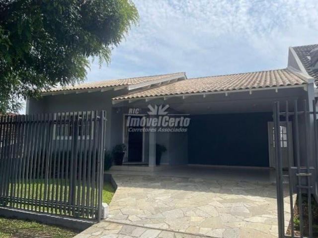 Encantadora casa de rua no Bairro Boa Vista Curi