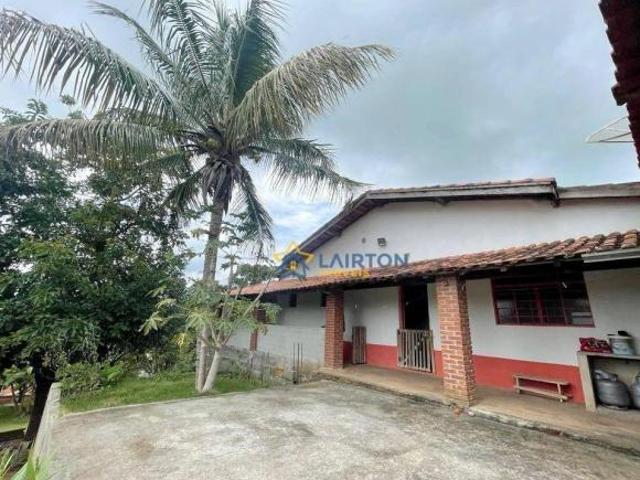 Encantadora Chácara à Venda em Condomínio Fechado, Atibaia SP