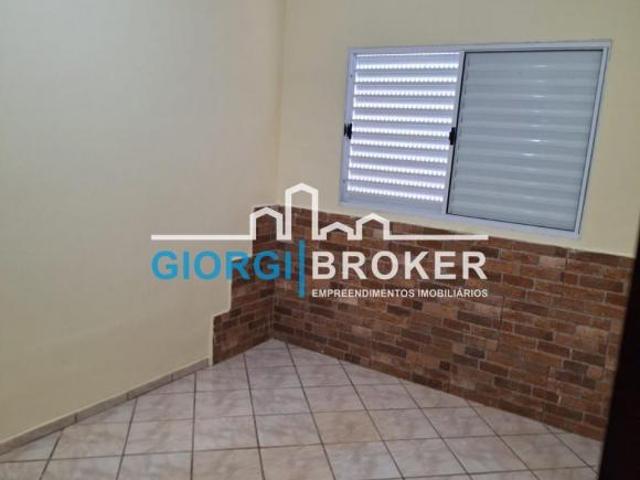 Encante se com esta casa à venda no Jardim Simões, São José do Rio Preto SP! 3 quartos, sala ampla