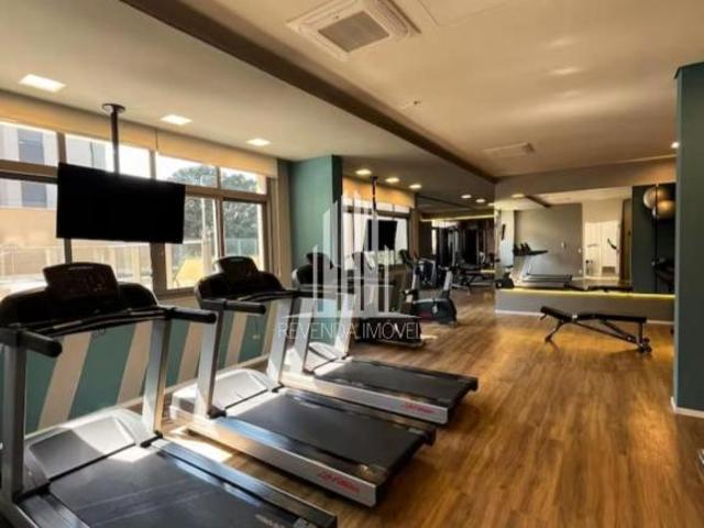 Encante se com este aconchegante apartamento de 1 quarto no Campo Belo, São Paulo. Agende sua visita