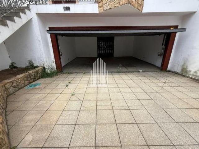 Encante se com este Sobrado de 3 Quartos na Vila Fernandes, São Paulo SP: 1 Suíte, 1 Sala, 4 Banheir