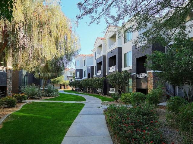 Enclave at Arrowhead 2 Bedroom Apartment for Rent at 8092 W Paradise Ln, Peoria, AZ 85382