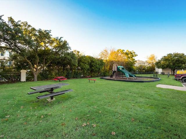 Enclave at Prestonwood 1 Bedroom Apartment for Rent at 5930 Arapaho Rd, Dallas, TX 75248