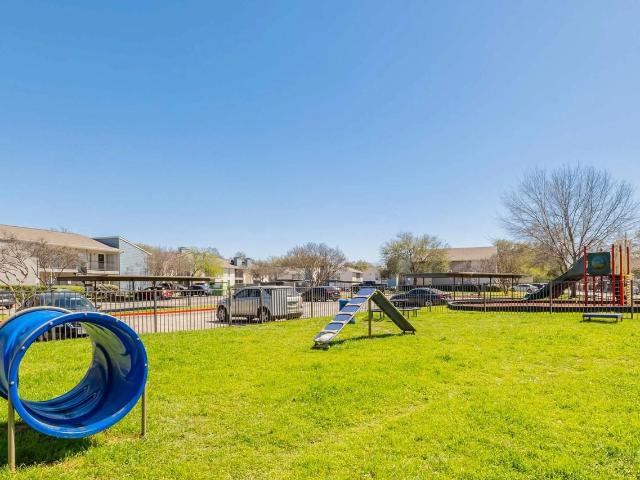 Enclave at Prestonwood 1 Bedroom Apartment for Rent at 5930 Arapaho Rd, Dallas, TX 75248
