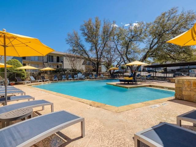 Enclave at Prestonwood 1 Bedroom Apartment for Rent at 5930 Arapaho Rd, Dallas, TX 75248