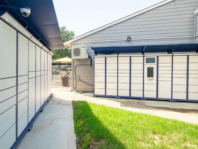Enclave at Prestonwood 2 Bedroom Apartment for Rent at 5930 Arapaho Rd, Dallas, TX 75248