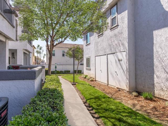 Enclave at Town Square 1 Bedroom Apartment for Rent at 11475 Central Ave, Chino, CA 91710