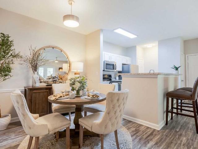Enclave at Wolfchase 2 Bedroom Apartment for Rent at 1810 W Wolfchase Cir, Cordova, TN 38016