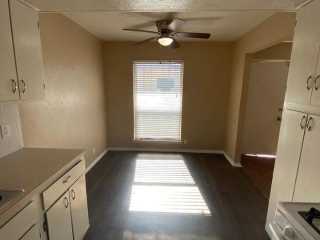 Enclave Apartments 2 Bedroom Apartment for Rent at 2434 Louise St, Denton, TX 76201