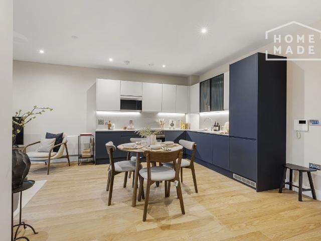Enclave, Birmingham City B5, 2 bed flat to rent, £1,897 pcm | PrimeLocation