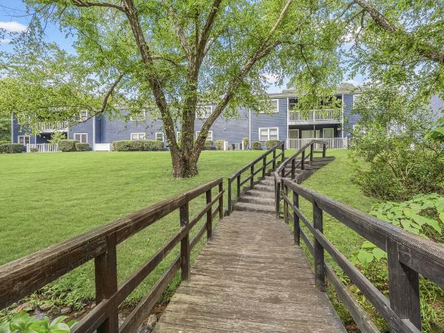 Enclave @ Crabtree 2 Bedroom Apartment for Rent at 4009 Deep Hollow Drive, Raleigh, NC 27612