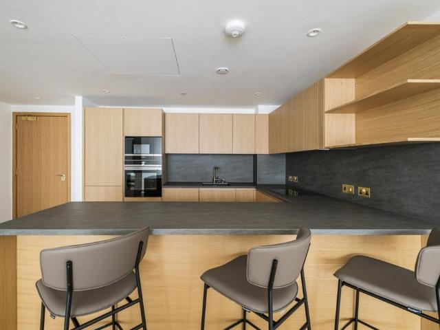 Enclave KX, 101 Camley Street, Kings. 2 bed flat to rent £6,200 pcm £1,431 pw