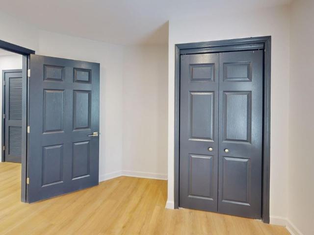 Enclave Park 100 1 Bedroom Apartment for Rent at 5802 W 71st St, Indianapolis, IN 46278 Park 100
