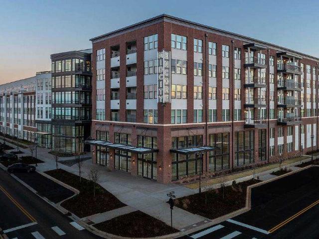 Encore MidCity 1 Bedroom Apartment for Rent at 5801 Sanderson St Nw, Huntsville, AL 35806