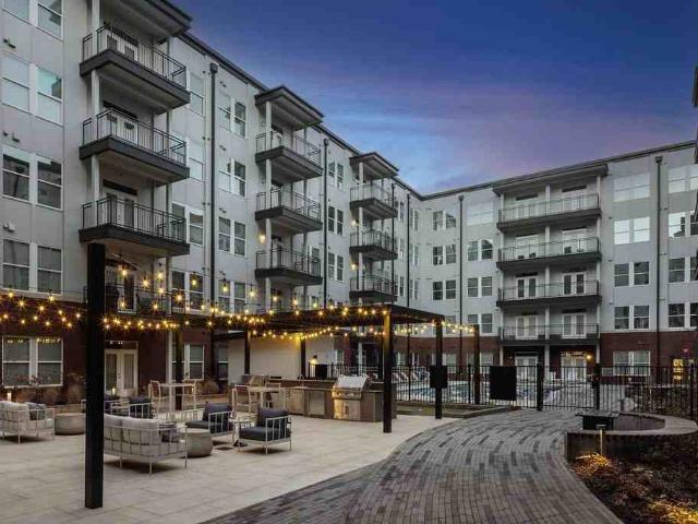 Encore MidCity 1 Bedroom Apartment for Rent at 5801 Sanderson St Nw, Huntsville, AL 35806
