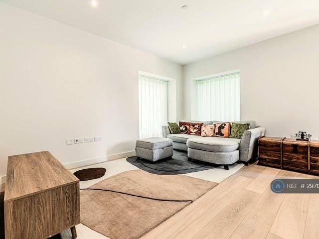Endurance House, London, E16 1 bed flat to rent £2,250 pcm £519 pw