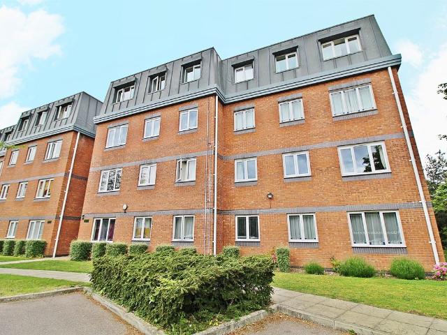 Endymion Mews, Hatfield AL10, 2 bed flat to rent, £1,295 pcm | PrimeLocation