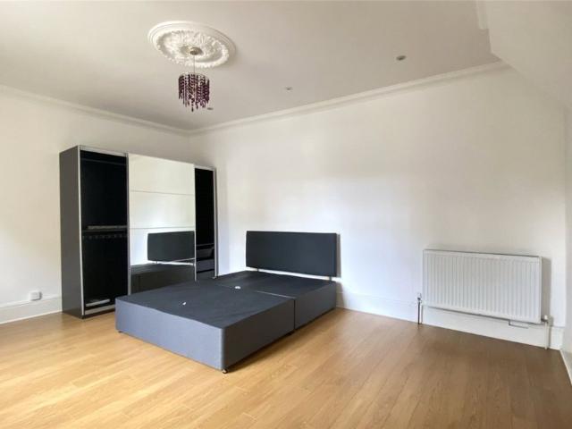 Endymion Road, Finsbury Park, London N4, Studio to rent, £1,450 pcm | PrimeLocation