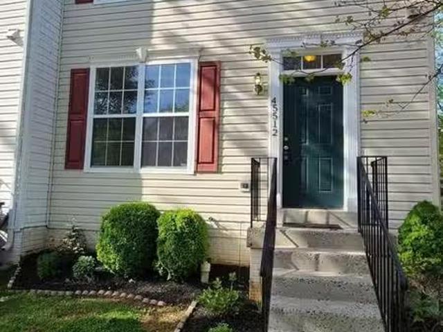 End Of Row/Townhouse STERLING, VA 45512 Lakemont Sq