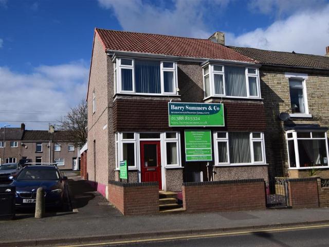 End of terrace house for sale