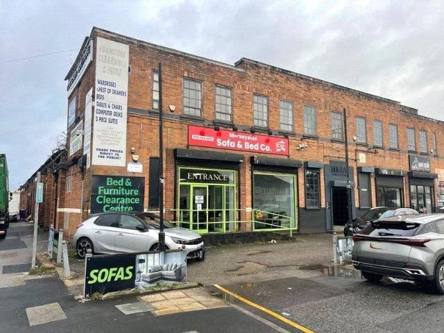 End of terrace house for sale