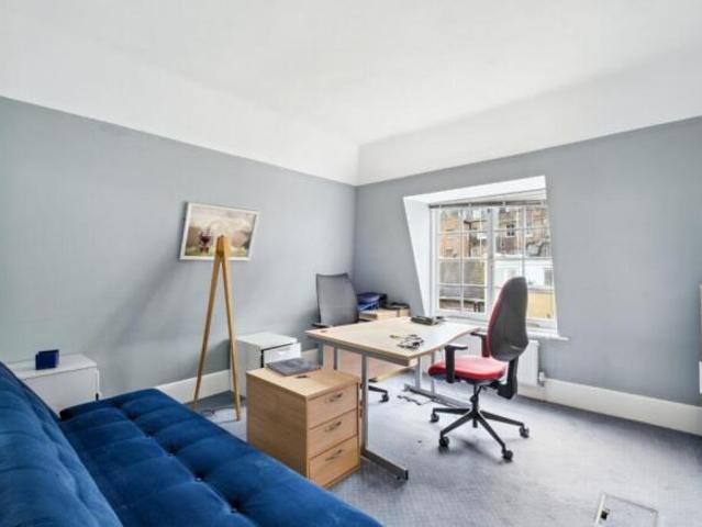End of terrace house for sale in Market Mews, Mayfair, W1J