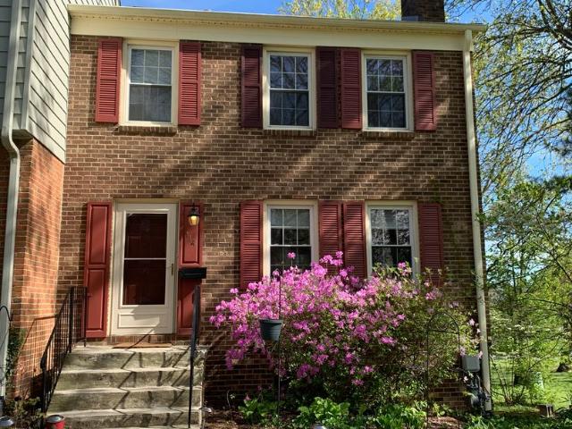 End Townhome In Oak Manor Community