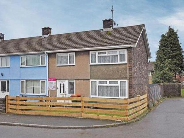 End terrace, Ashgrove, 3 Bedroom Terraced