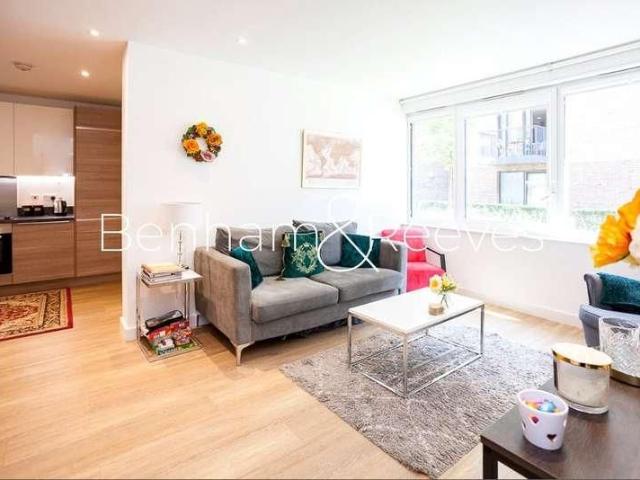 Endeavour House, Ashton Reach, London, SE16