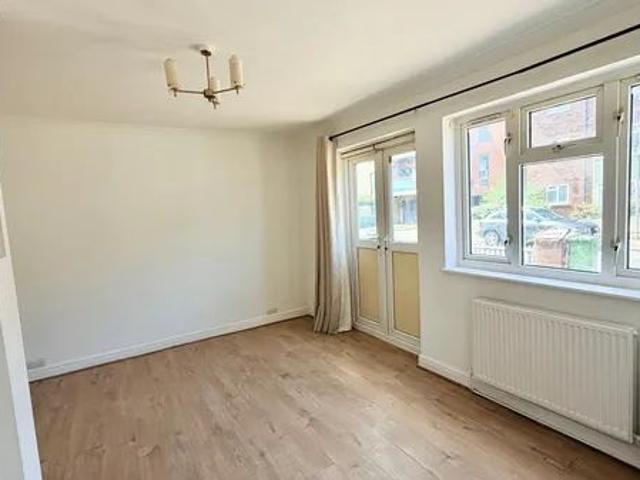 Endeavour Way, Barking, IG11 0PF, Property for rent