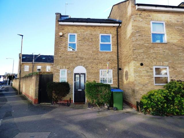 Enderby Street, London 3 bed semi detached house to rent £3,000 pcm £692 pw