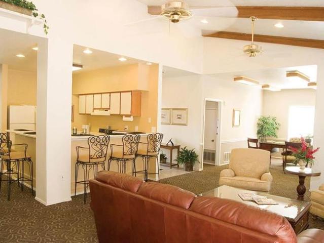 Ends Friday at 5pm! Huge Luxury 1 & 2 BR! 6 Minutes to I 75! Fairfield map
