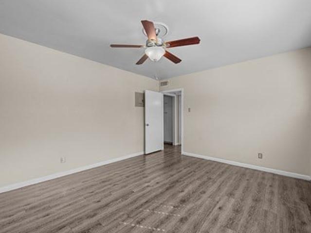 Enfield Court Apartments 2 Bedroom 2 Bathroom