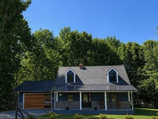 Enfield Rd, Lincoln, Home For Sale