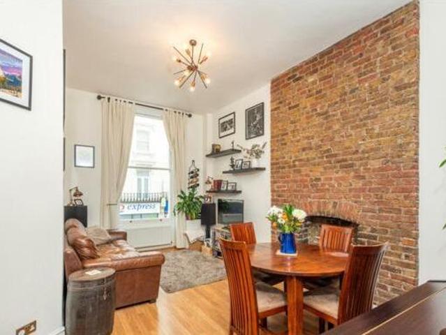 Englands Lane, London, 2 Bedroom Flat
