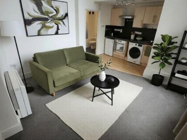England's Lane, London NW3, Studio to rent, £1,500 pcm | PrimeLocation